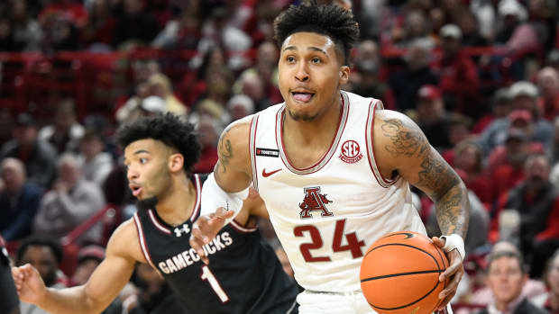 Here's how Arkansas Razorbacks fans make it through final 13 SEC games ...