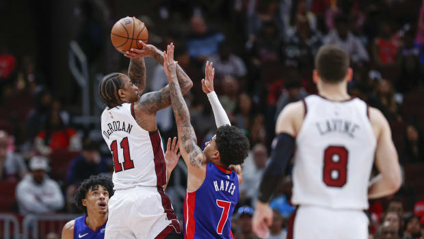 DeMar DeRozan need to be bigger threat from three point - Sports ...