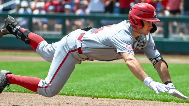 Live Updates: Arkansas Razorbacks baseball beats Stanford Cardinal ...