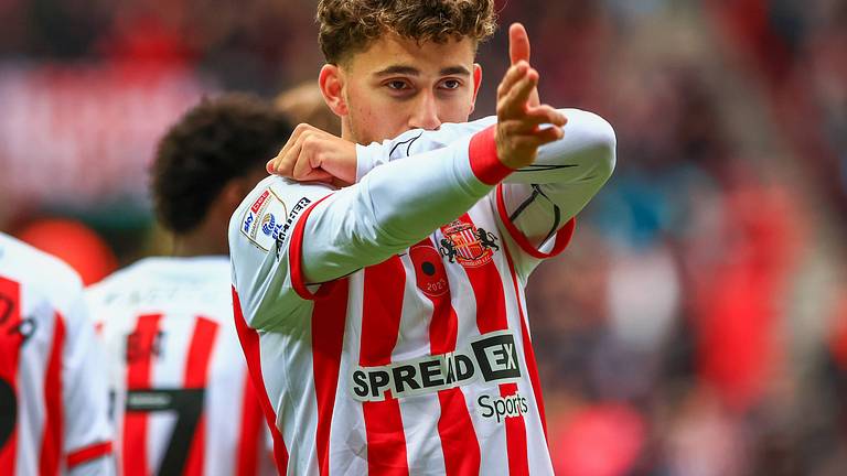 Adil Aouchiche set for first Sunderland start after 'making everyone ...