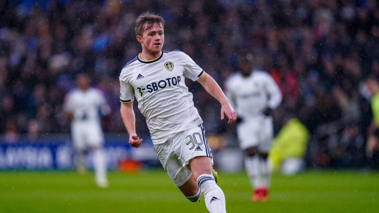 CONFIRMED: Sunderland swell striker ranks by signing Joe Gelhardt from ...