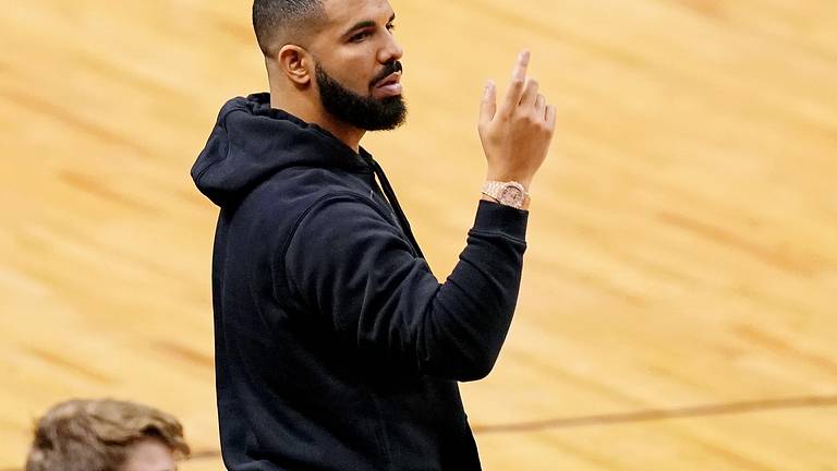 Drake Plays in Rare Kobe Shoes at Nike World Headquarters - Sports ...
