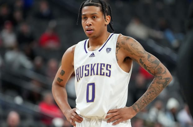 Koren Johnson Commits to Another UW Season, Needs Something in Return ...