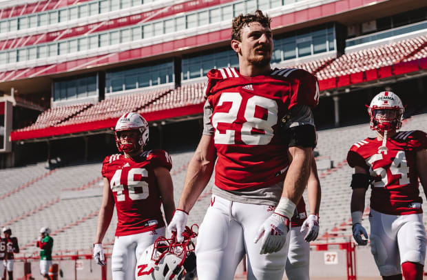 Jeremy Pernell: A Whole New Scheme at Linebacker for Nebraska, but Two ...
