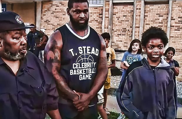 HBCU Legend, NFL Star Terron Armstead Gifts Family and Teen Who 'Walked ...