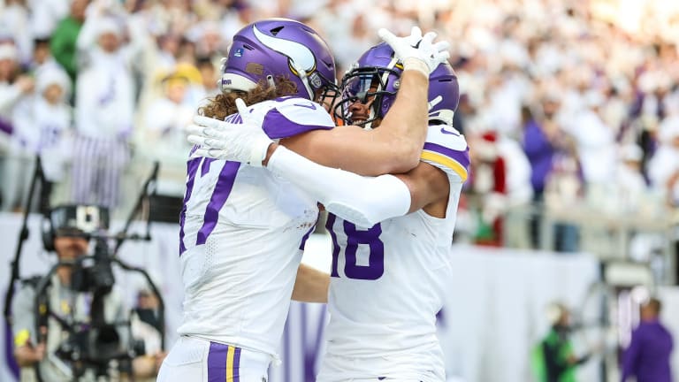Vikings beat Giants on Greg Joseph's 61-yard Christmas miracle - Sports Illustrated Minnesota ...
