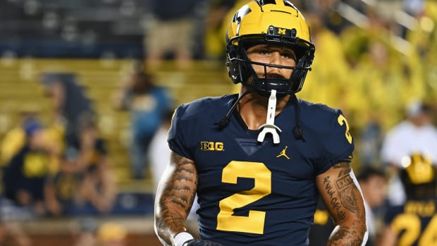 LOOK: Michigan's Blake Corum Looks Jacked In Recent Photo - Sports ...