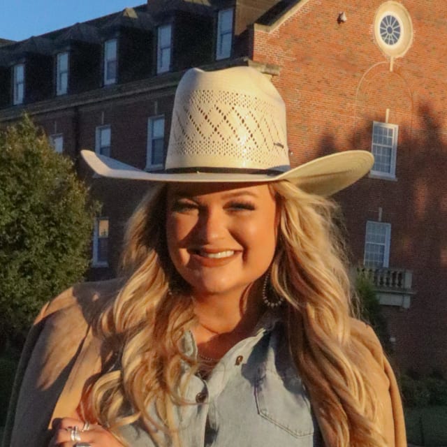 Articles by Katelyn Moore - Sports Illustrated Rodeo Daily News, Analysis and More