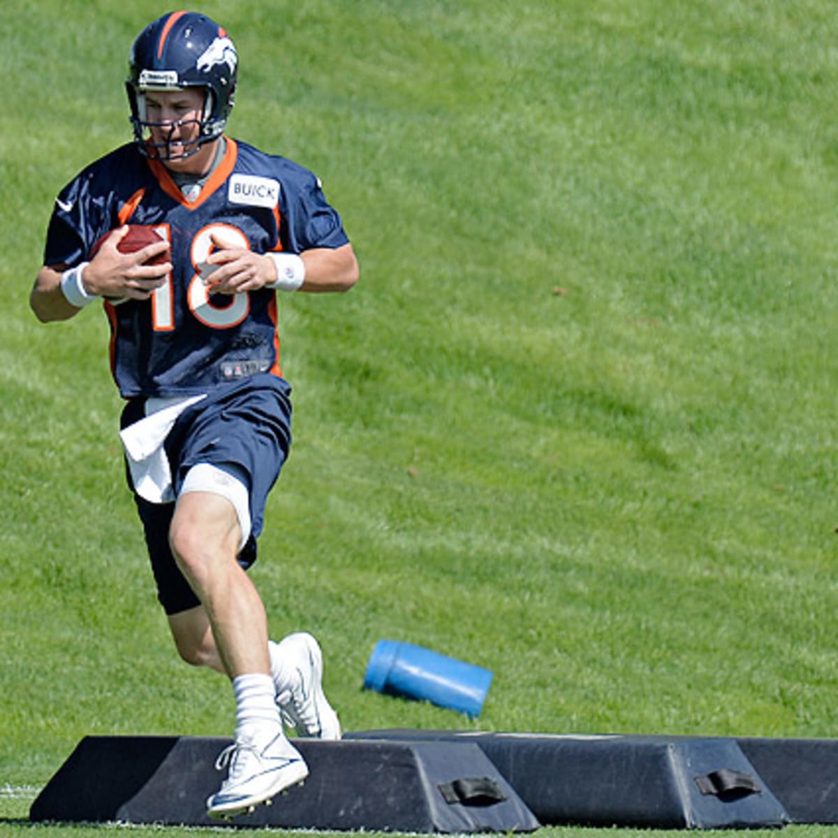 Nfl Player Workout Routines | EOUA Blog