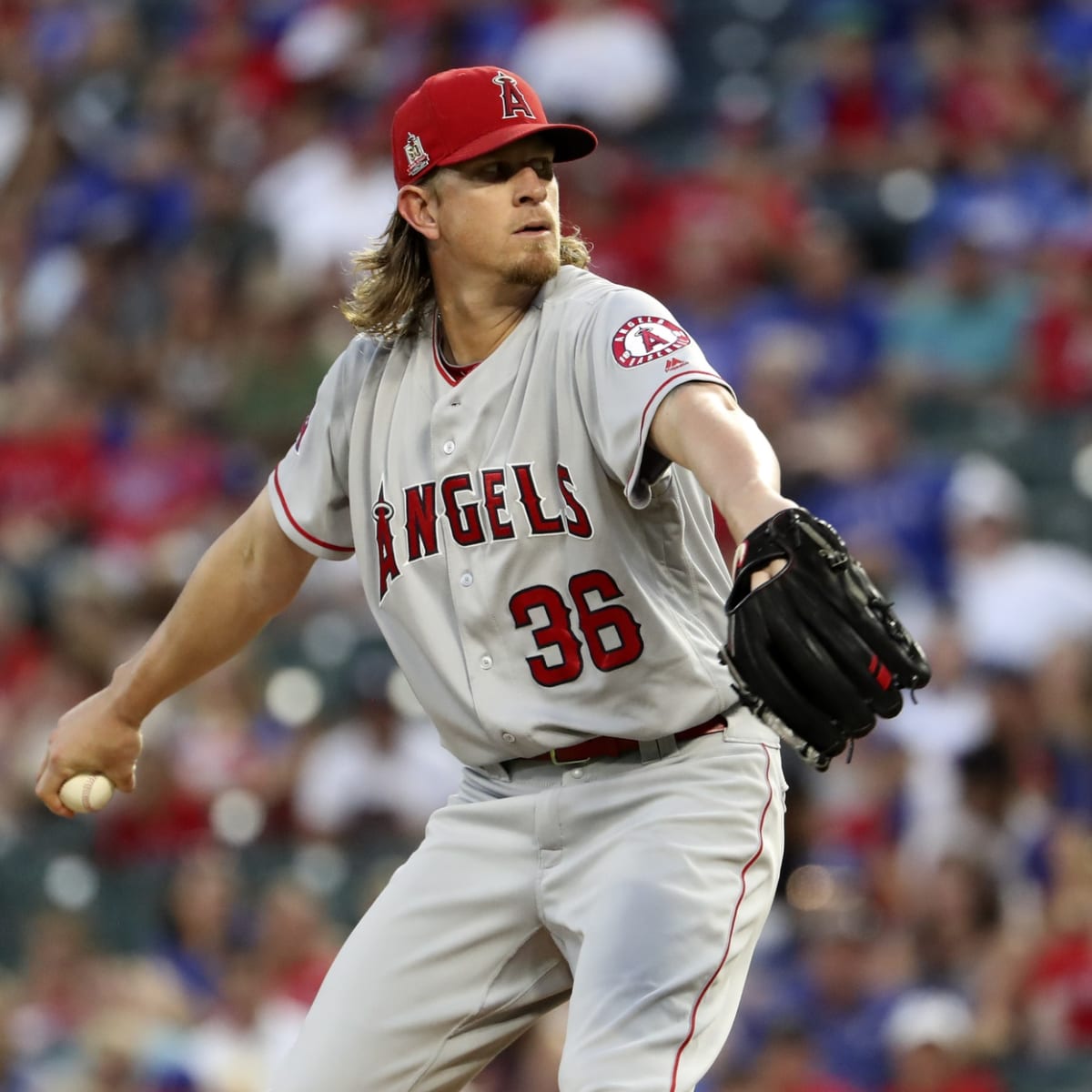 Jered Weaver Pitching