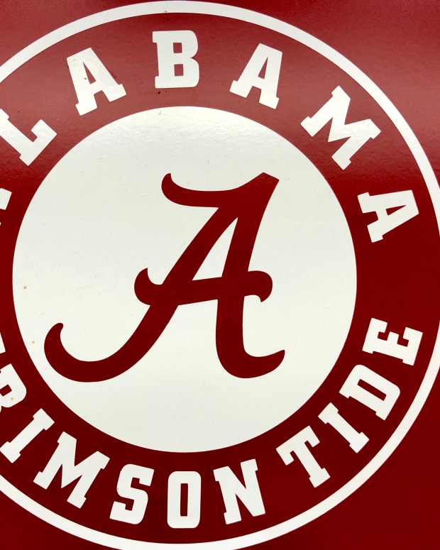 Alabama Softball Announces Complete 2022 Schedule - Sports Illustrated ...