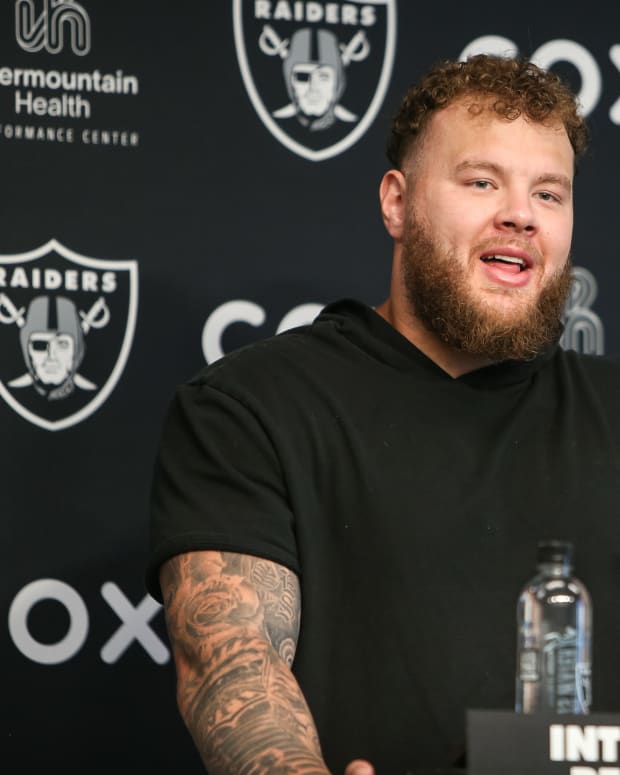 Raiders C Andre James From Training Camp - Sports Illustrated Las Vegas ...