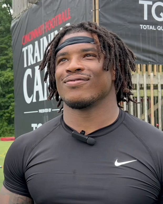 UC RB Corey Kiner on run Game Consistency, Favorite Drills, And More ...