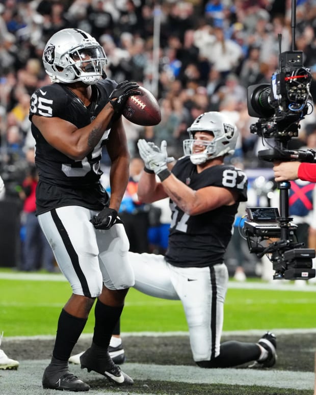 From Raiders Training Camp: RB Zamir White - Sports Illustrated Las Vegas Raiders News, Analysis ...