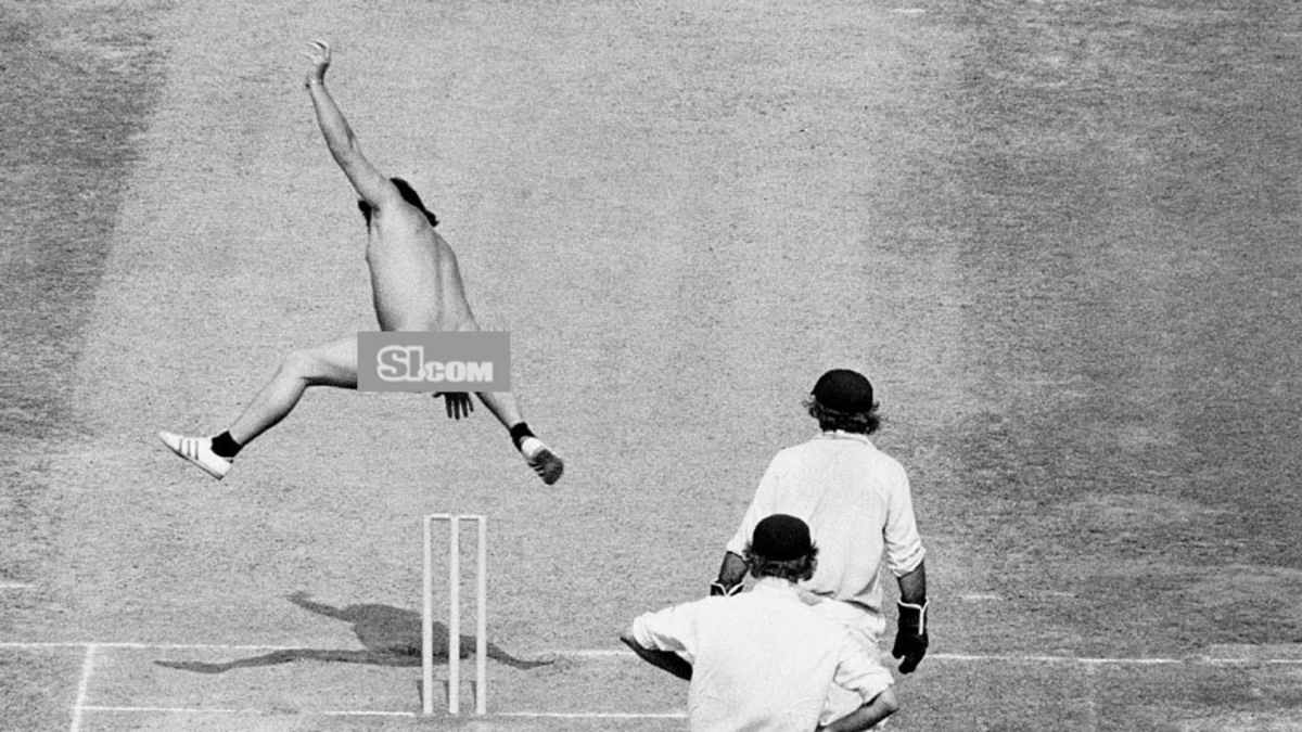 streaker in cricket