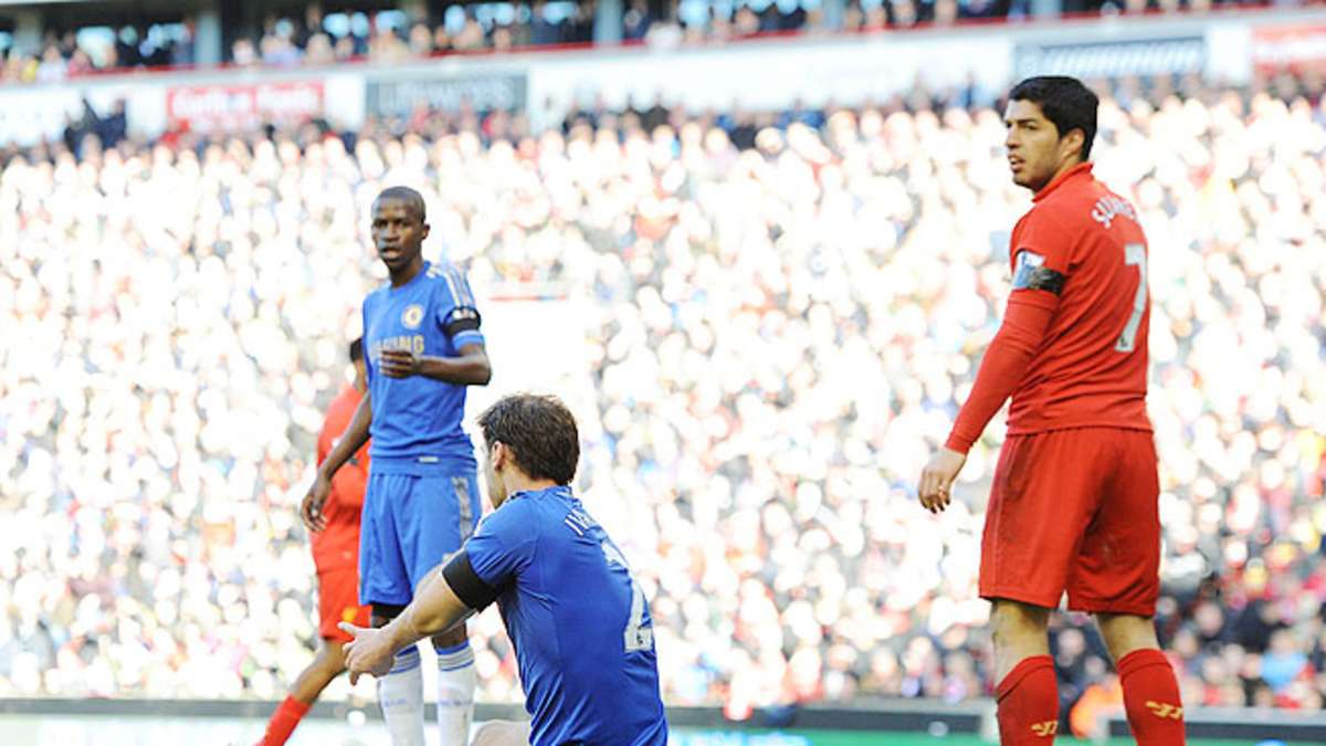 luis suarez bite ivanovic