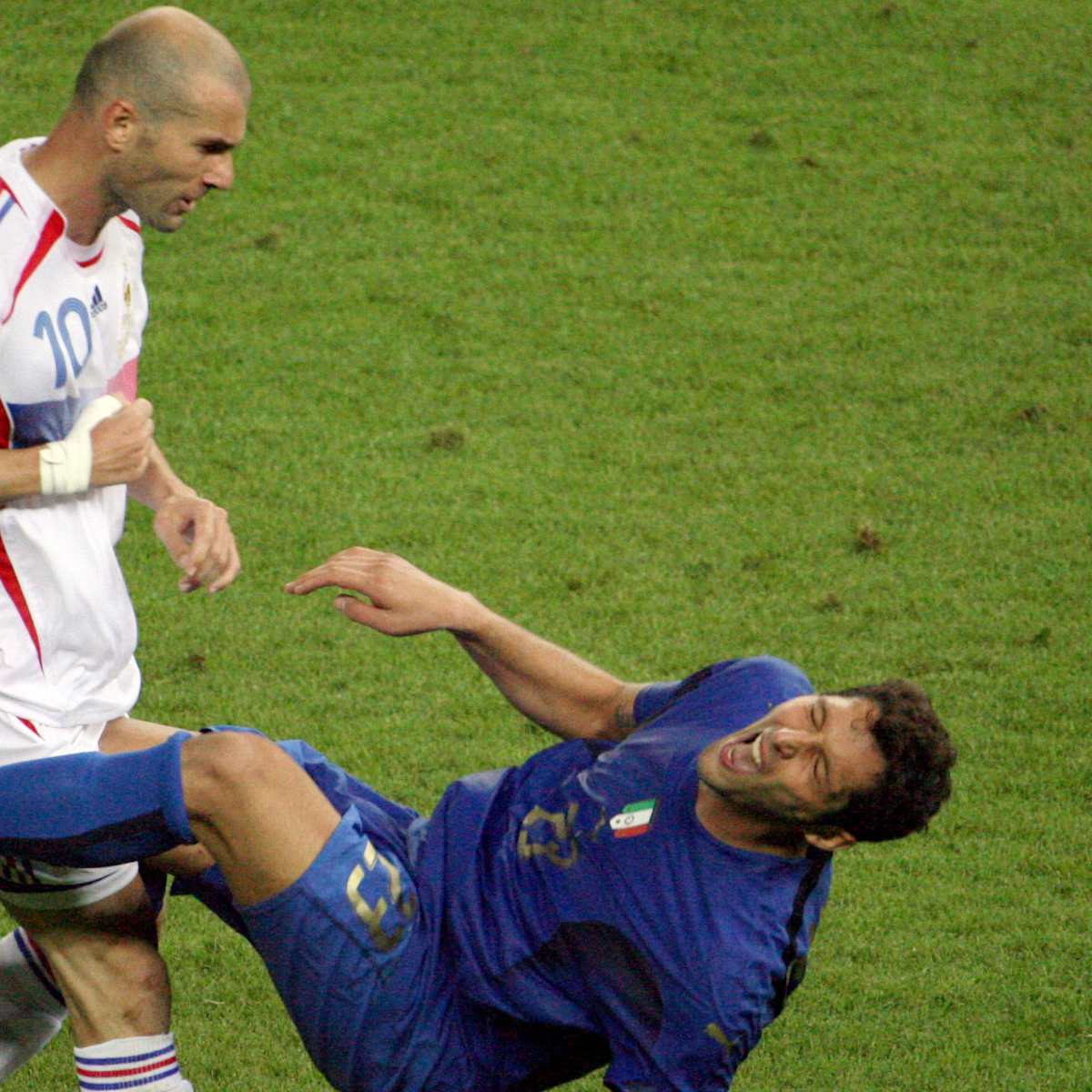 Marco Materazzi Headbutt Qatar Unveils Zinedine Zidane 'head Butt'