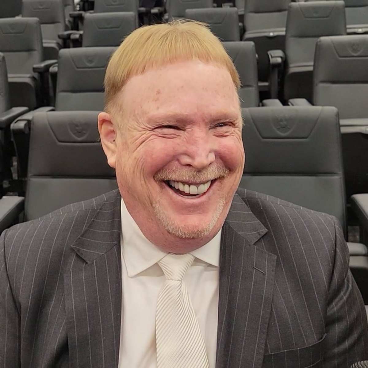 Mark Davis's Instagram, Twitter & Facebook on IDCrawl