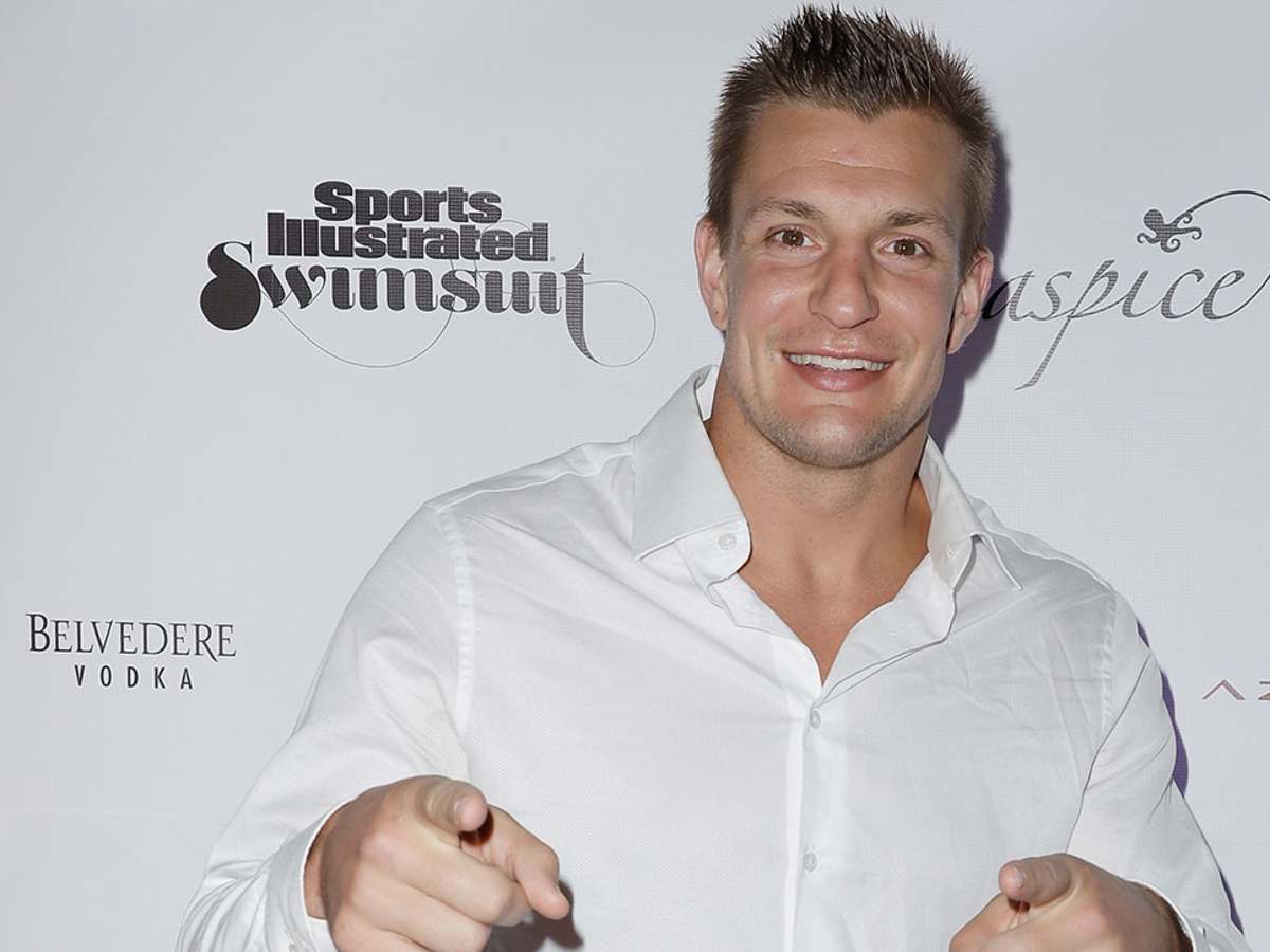 rob gronkowski body issue
