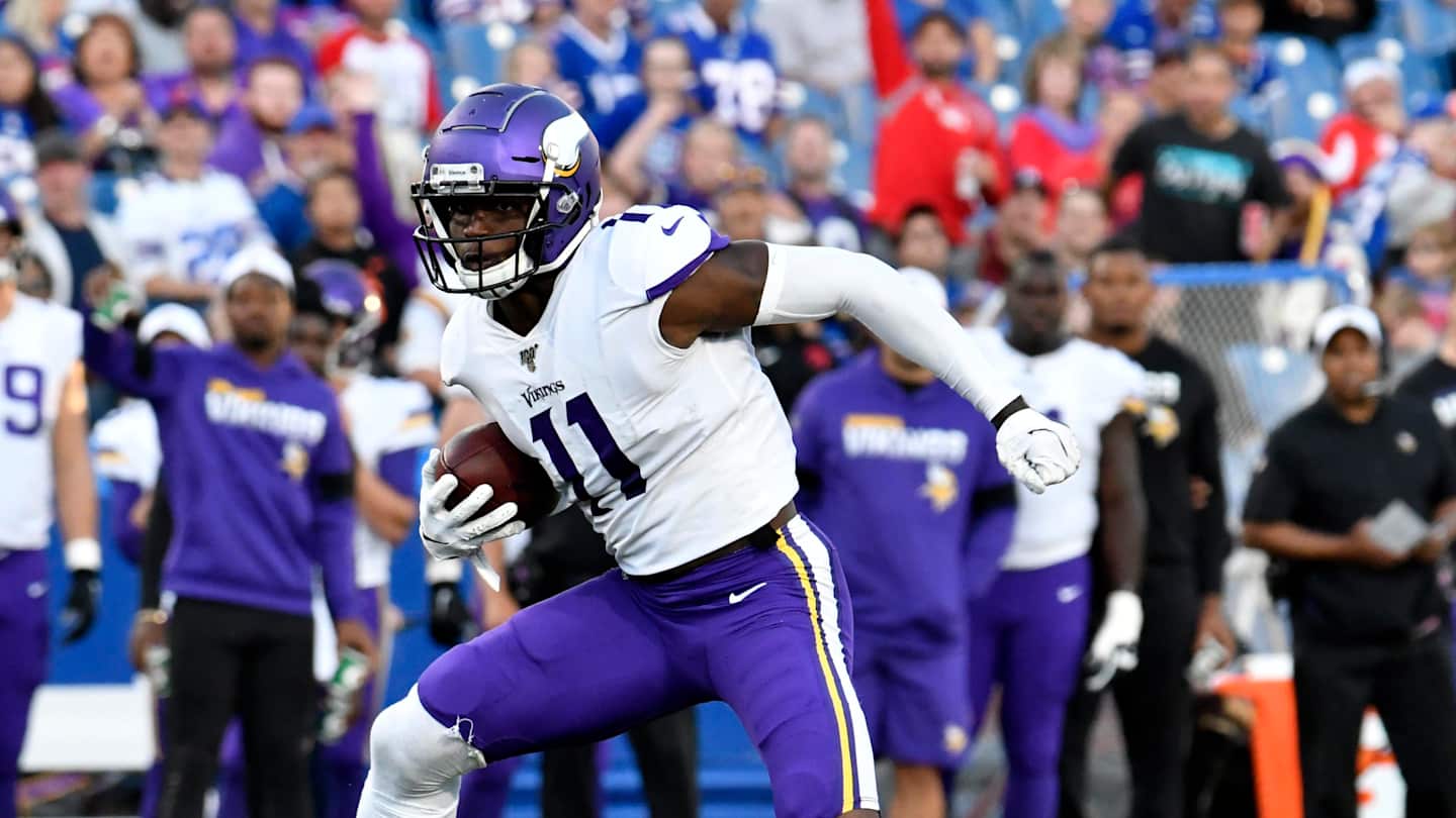 Vikings Re-sign Laquon Treadwell With Chad Beebe Injured