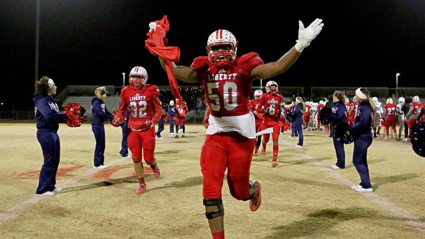 Offensive Lineman Out of Nevada Commits to WVU