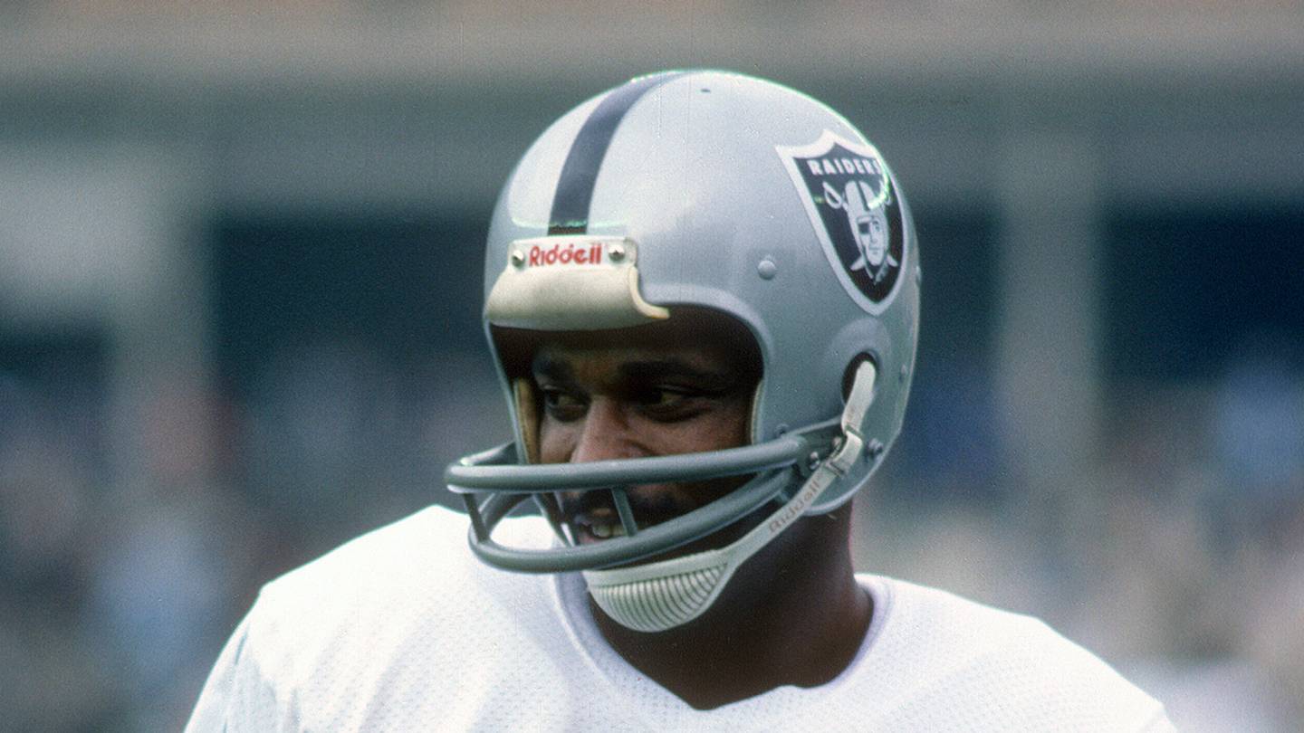 Raiders Legend Cliff Branch Dies at Age 71