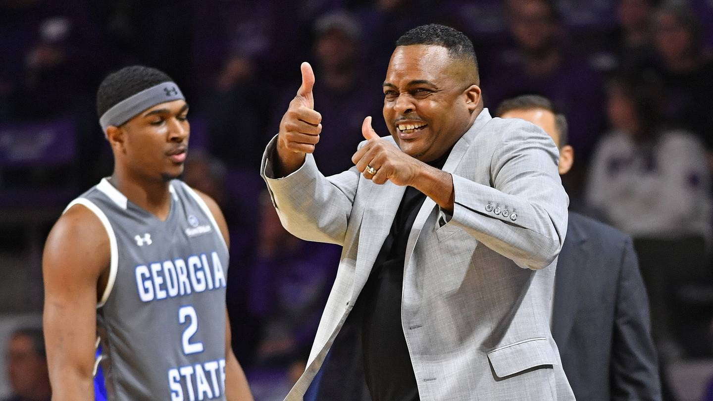 Watch: Georgia State Head Coach Ron Hunter Directs Student Band Before ...