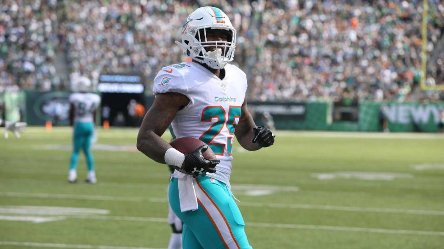 Xavien Howard: Contract extension shows value of cornerbacks
