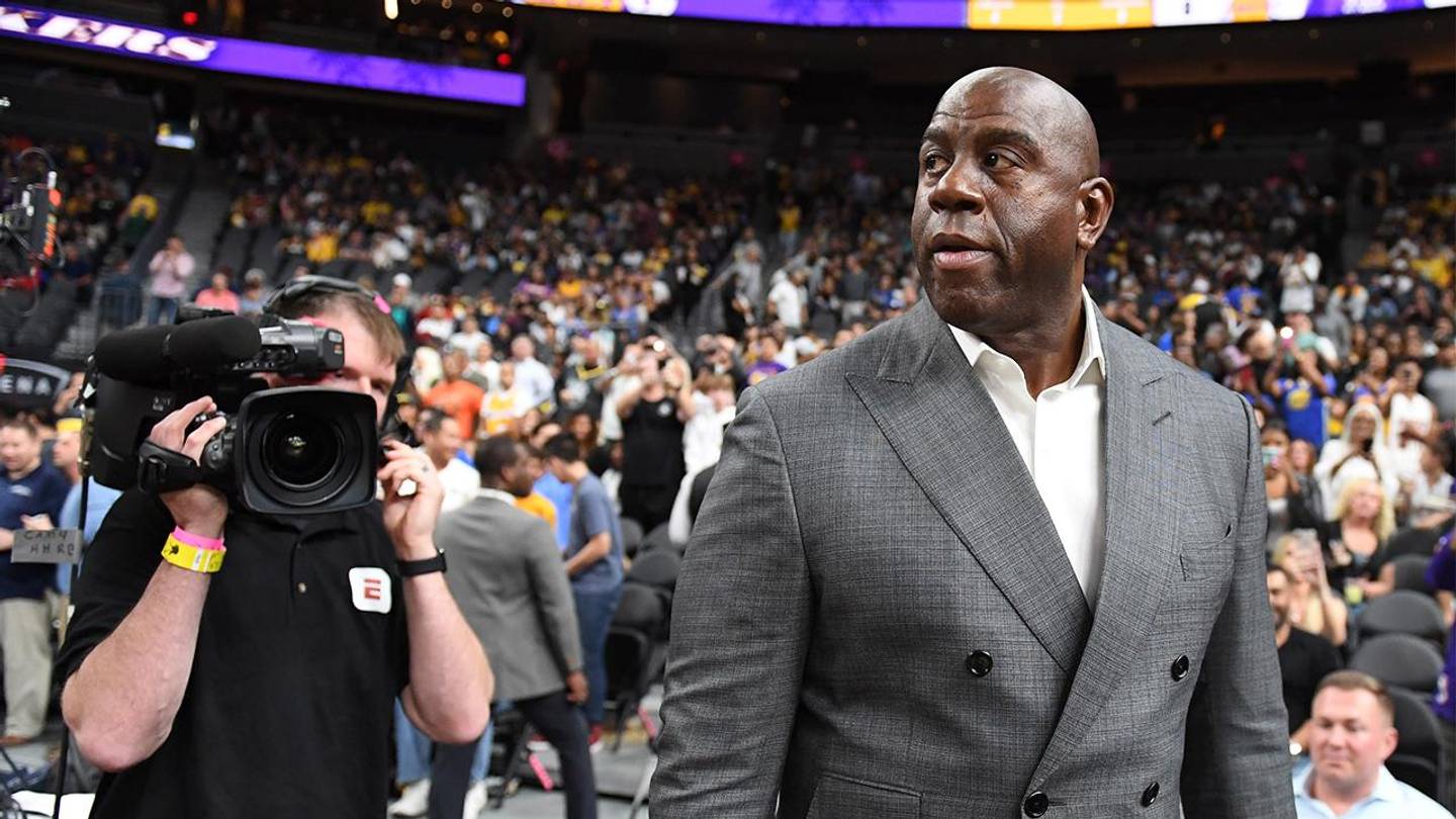 Magic Johnson ignored Lakers coaches' personal suggestions