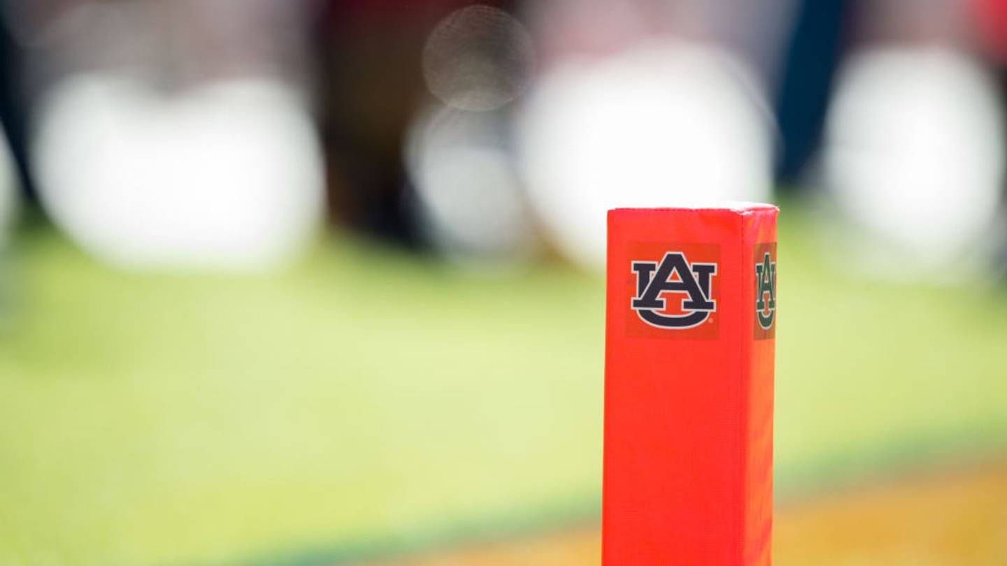 Auburn Announcer Rod Bramblett, Wife Killed in Car Accident