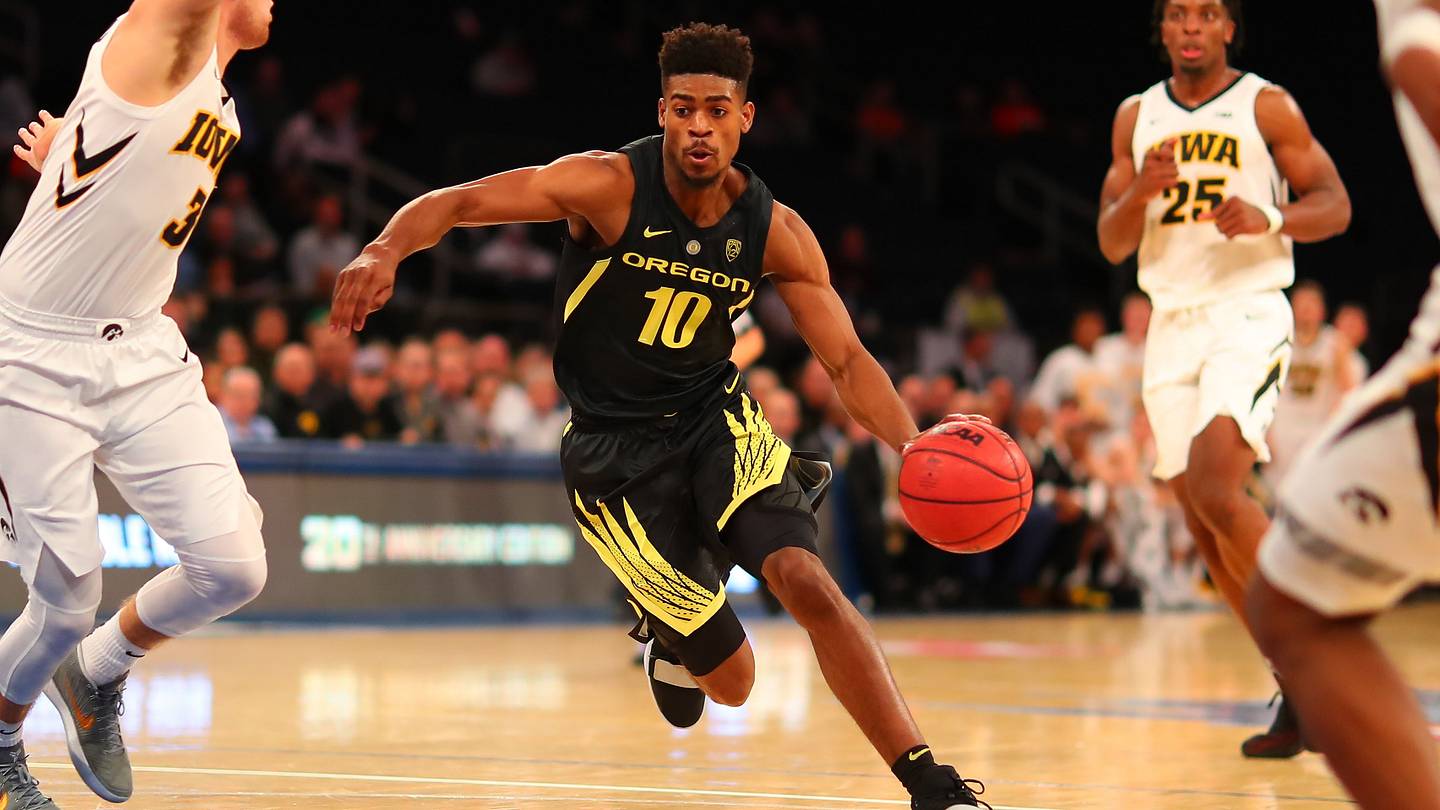 Former Oregon Guard Victor Bailey Jr. Transfers to Tennessee