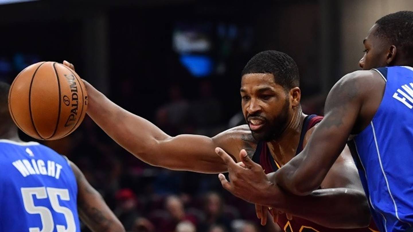 Pregame Dribbles: Cavaliers' Starting Lineup to Remain Same, After All