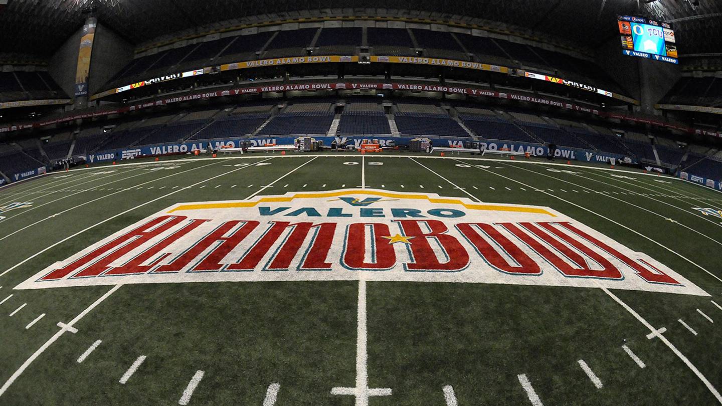 Alamo Bowl 2017: Where to Eat, Drink in San Antonio
