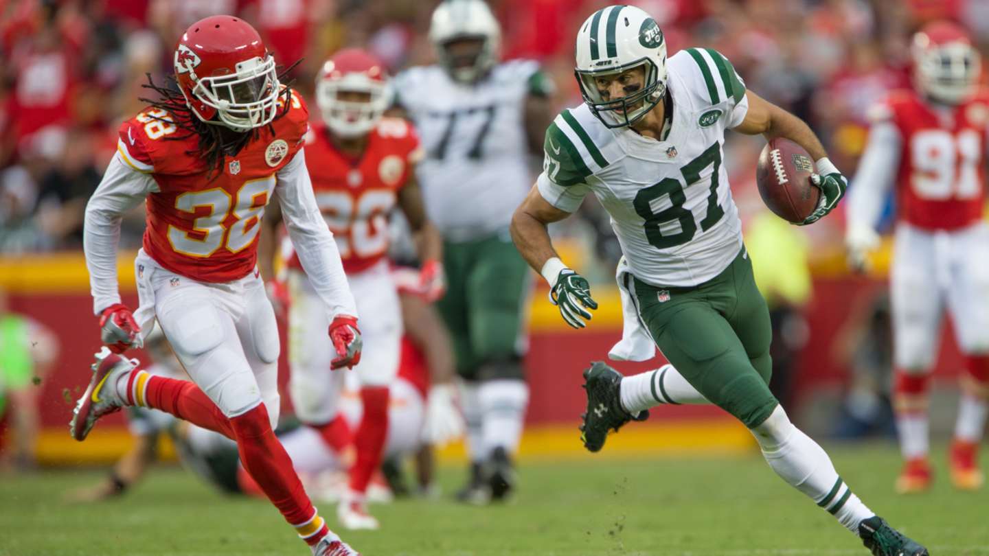 eric decker jets contract