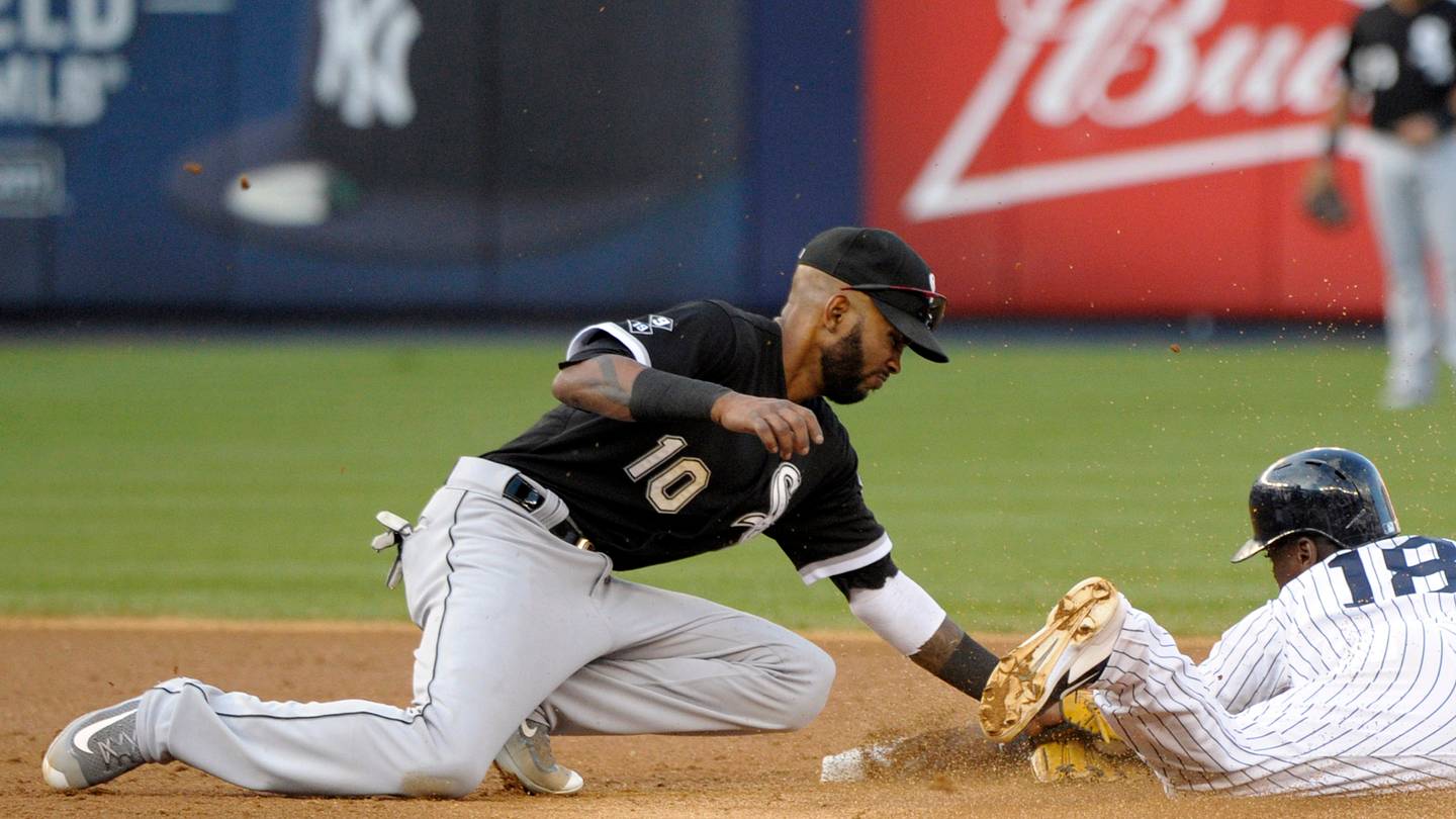 Alexei Ramirez, Padres finalize $4 million, 1-year contract