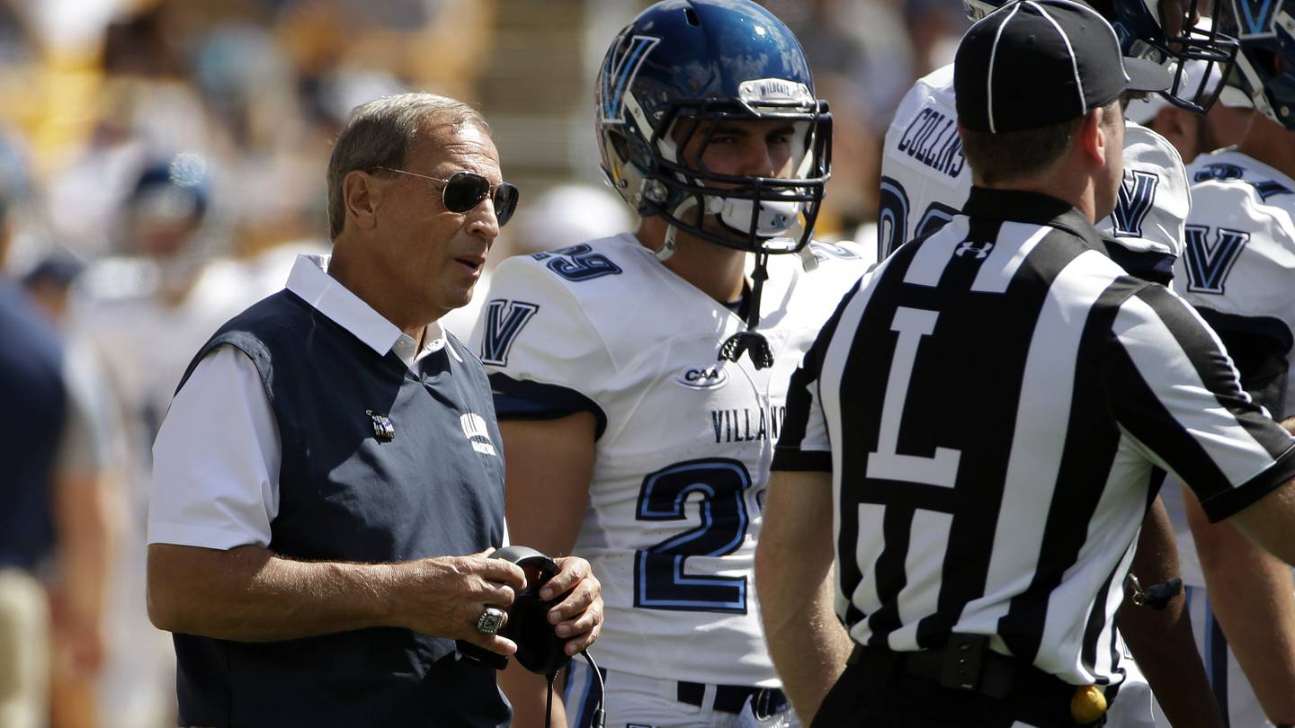 Villanova seeks to extend Talley's career