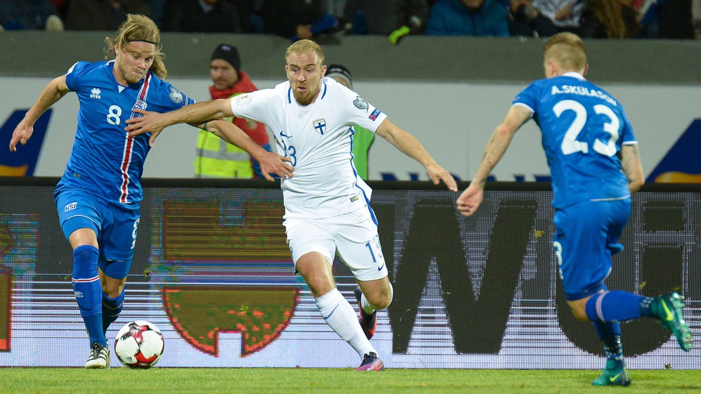 Watch: Iceland completes late comeback vs. Finland on controversial goal