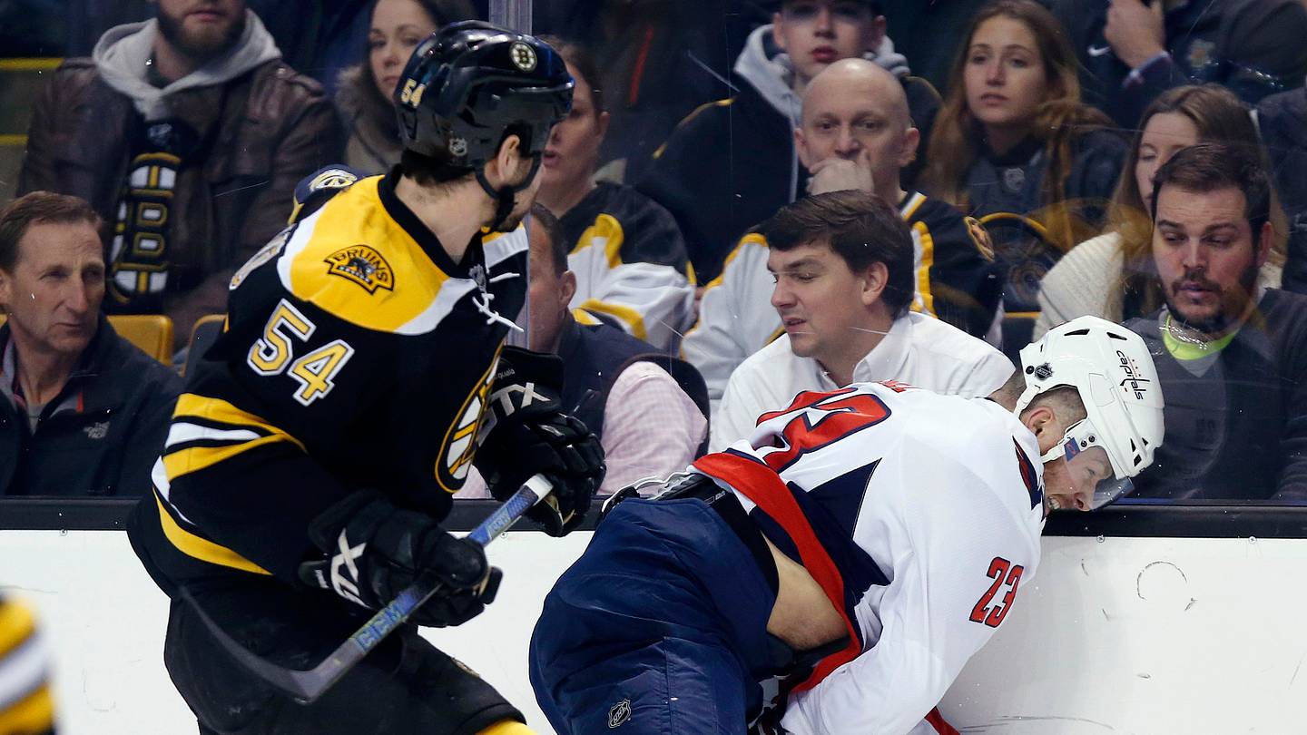 Bruins D Adam McQuaid injured in 2nd period against Capitals