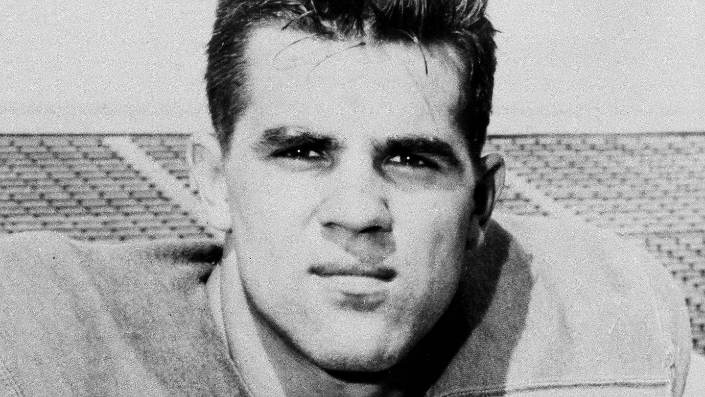 College Football Hall of Famer Lou Michaels dies at 80