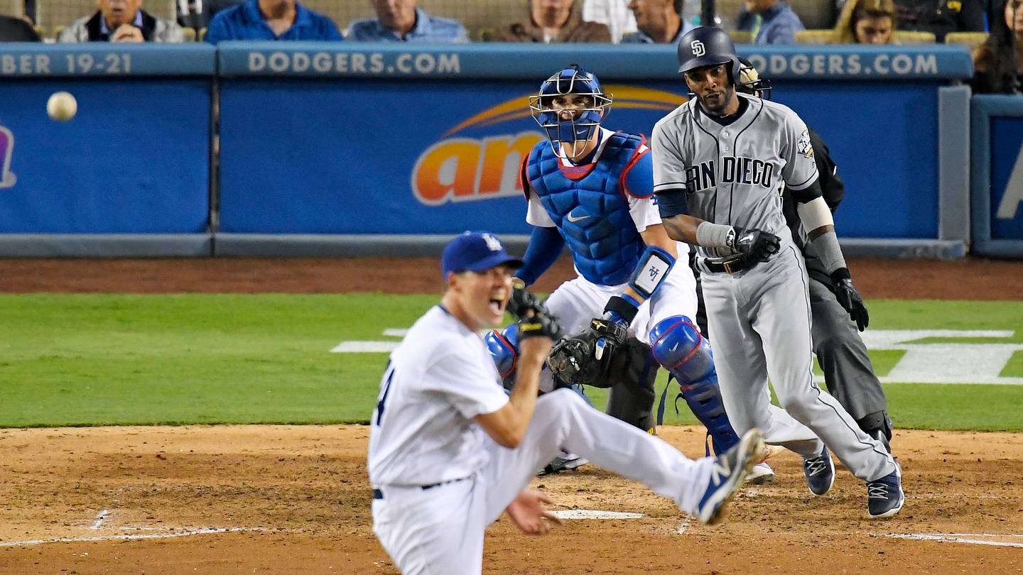 Padres release former All-Star shortstop Alexei Ramirez