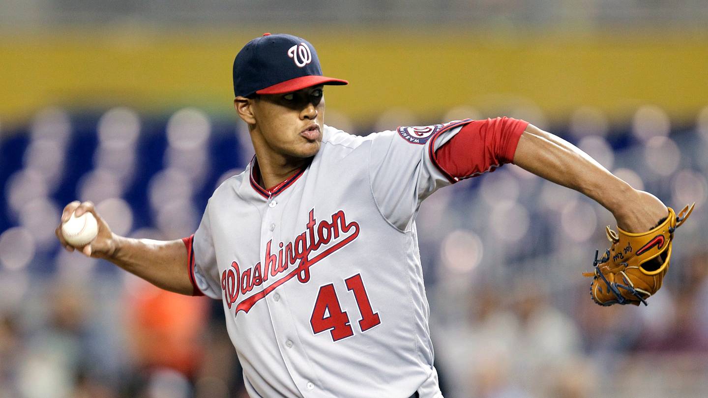 Nationals RHP Ross leaves game with blister on middle finger