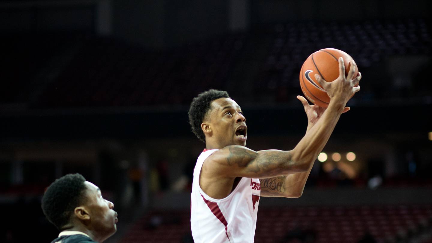 Arkansas' Bell flourishing in expanded role for Razorbacks