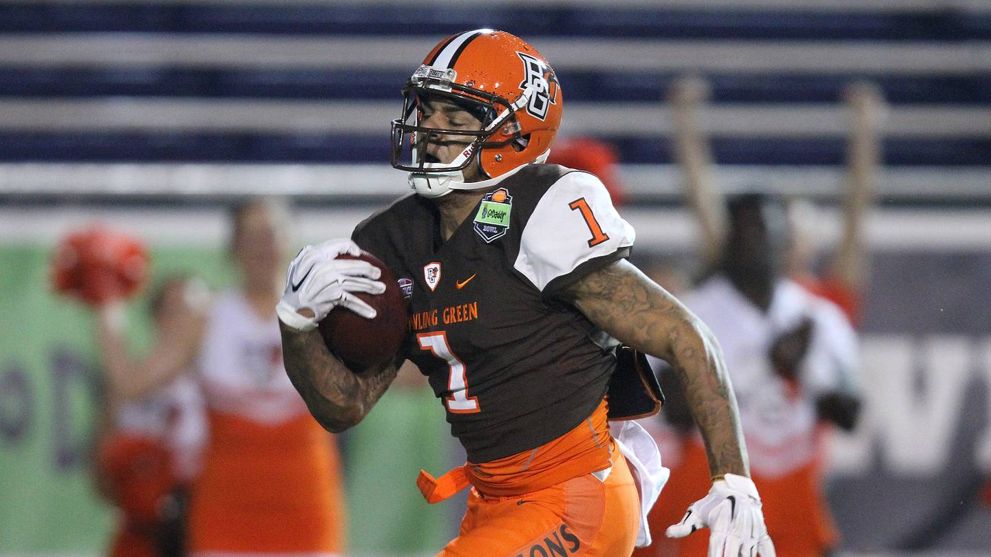 Bowling Green WR Roger Lewis declares for NFL draft