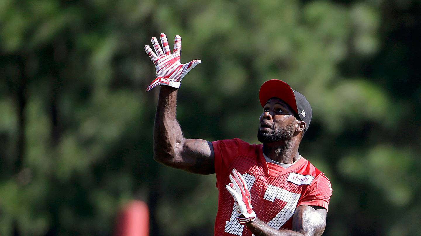 Hester trying to show Falcons his skills at wide receiver