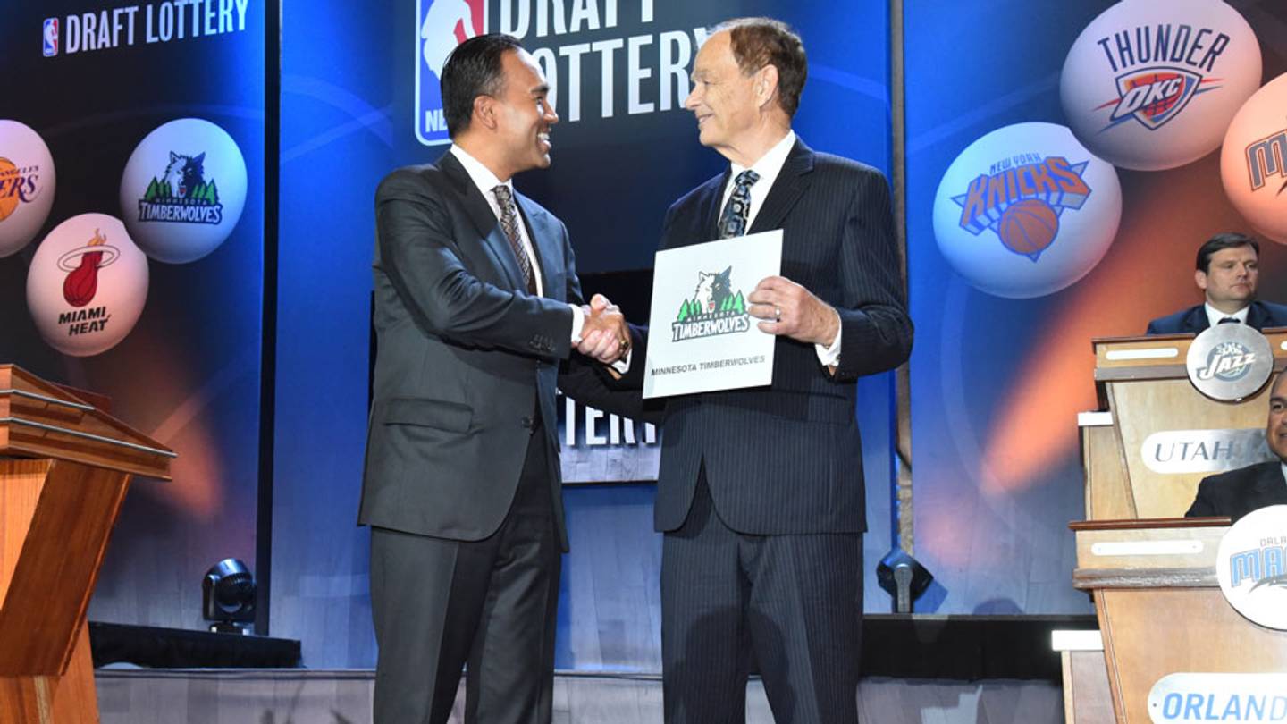 Timberwolves win 2015 NBA draft lottery, Knicks fall out of top three