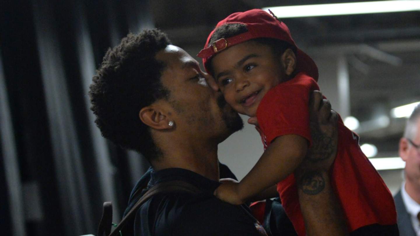 derrick rose son