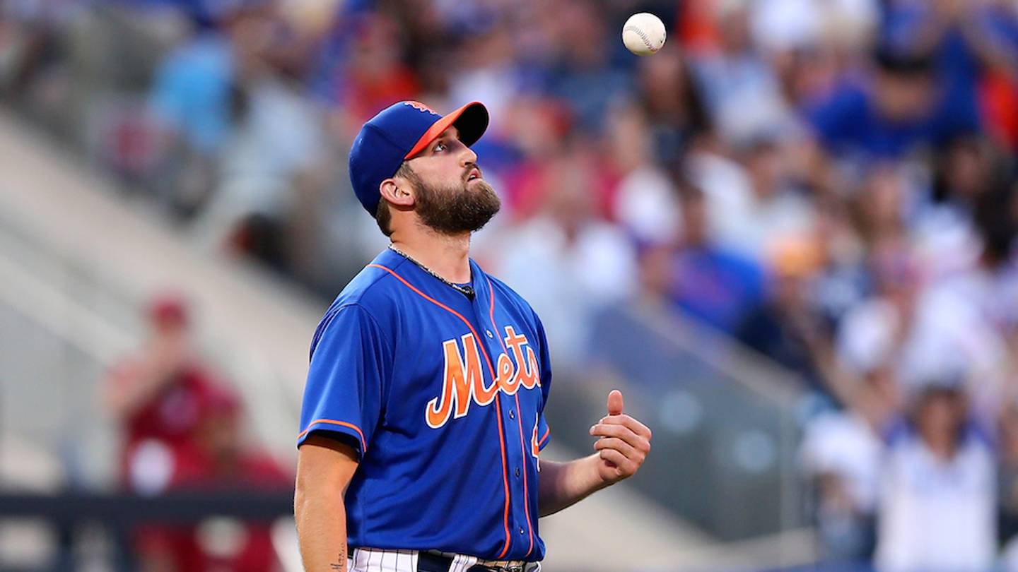 Mets pitcher Jon Niese watches birth of son on FaceTime during game