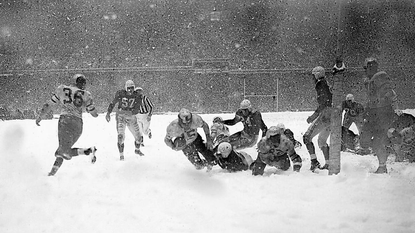 The 10 Most Memorable Snow Games in NFL History
