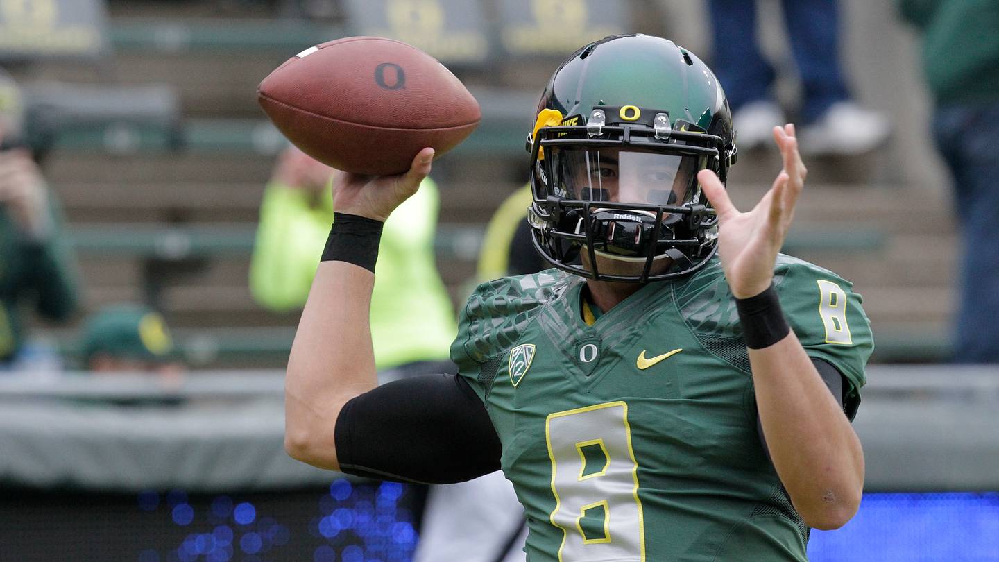 Colorado Buffaloes vs. Oregon Ducks: Game time, live stream, TV coverage