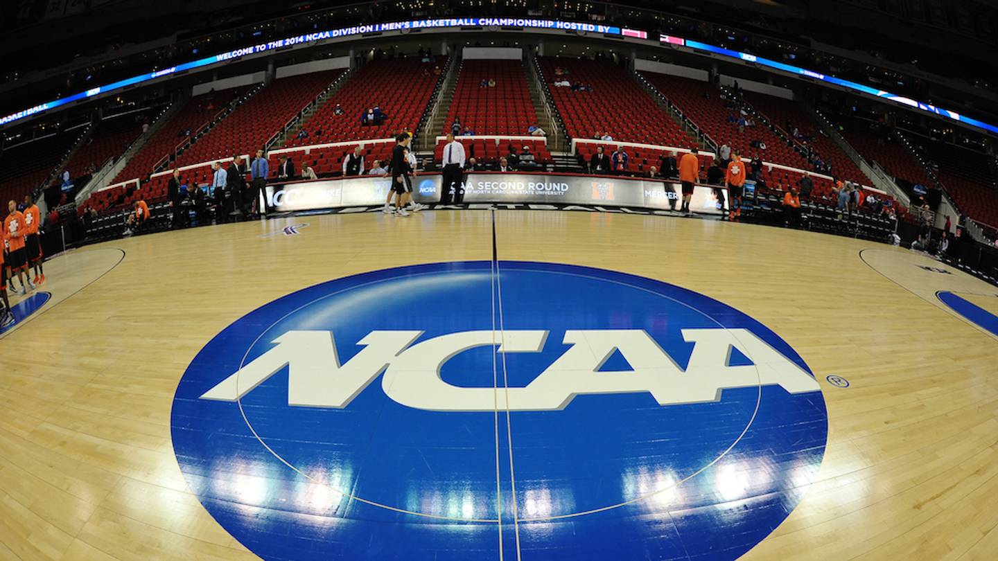 NCAA tournament tip times: TV information for Elite Eight matchups